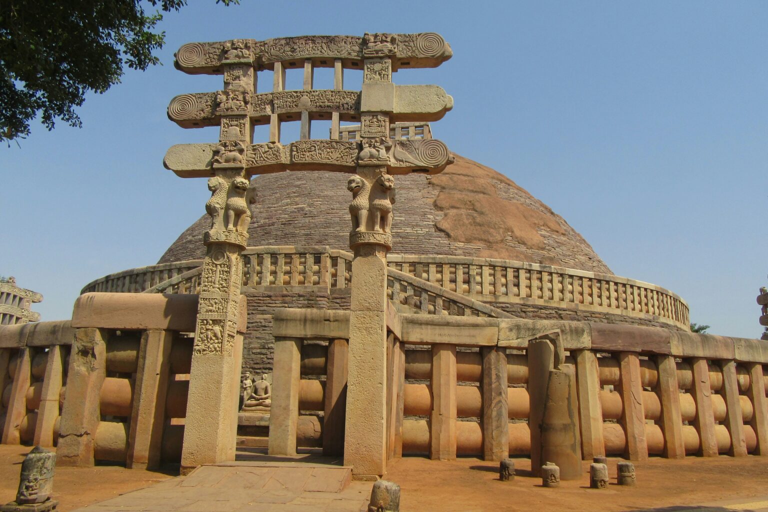 Sanchi Stupa: Madhya Pradesh’s Ancient Buddhist Sanctuary - India Tourism