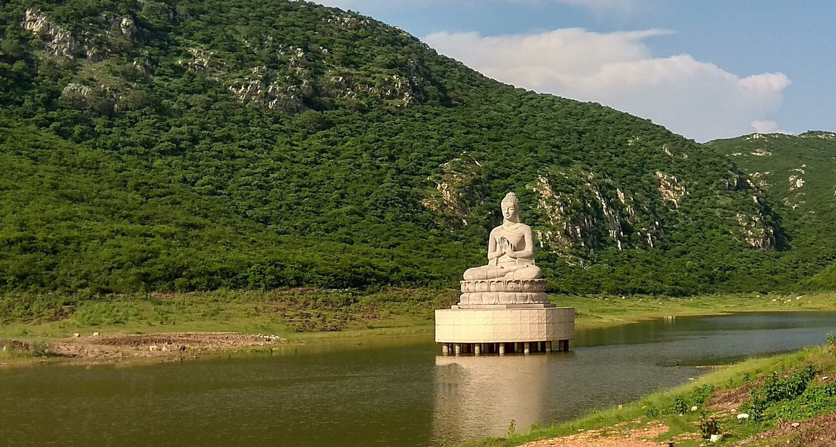 Rajgir: Bihar’s Sacred Valley of Hot Springs & Jain Peaks - India Tourism